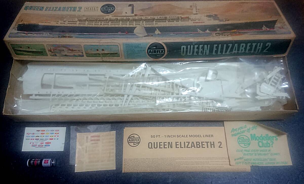 Yahoo!オークション - 全長 48㎝ 1970年代 エアフィックス Queen Eliza...
