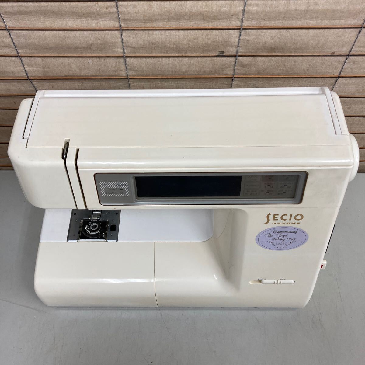 Yahoo!オークション - M042 JANOME/ジャノメ SECIO MODEL 8210 ミシン ...