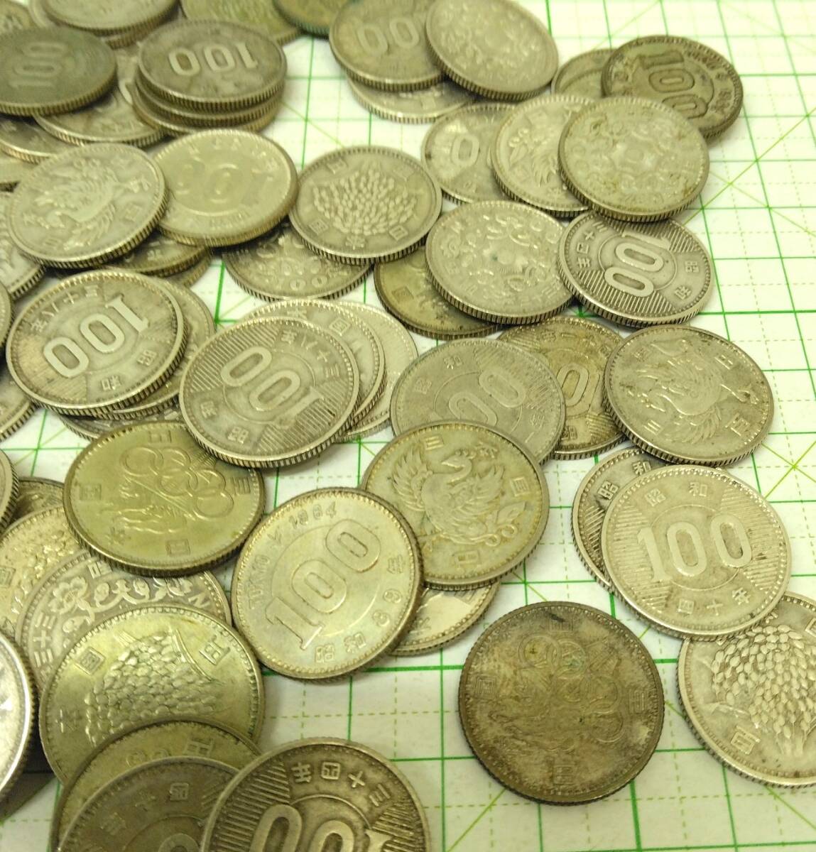 Yahoo!オークション - B141 日本100円銀貨 100枚セット まとめ ...