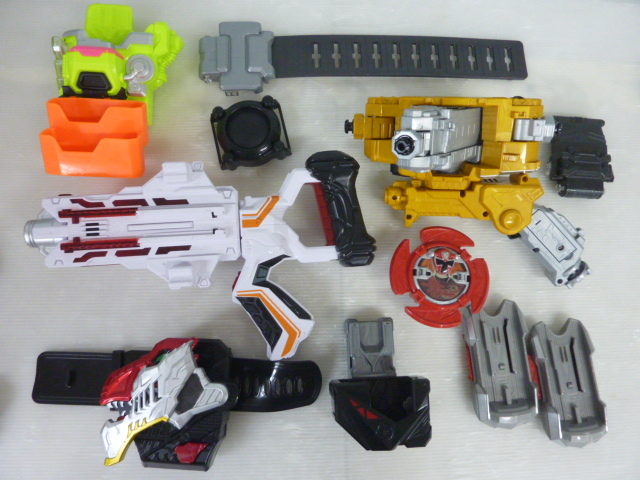 Yahoo!オークション - T102 ジャンク現状品 戦隊 様々 まとめ 約12kg以...