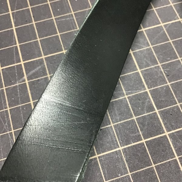 Yahoo!オークション - 20k-55 牛ヌメ革 2cm幅 長さ 200cm x1本 黒/ブラ...