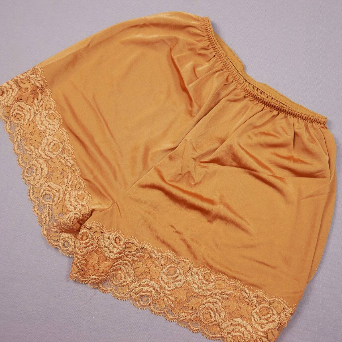 Yahoo!オークション - 5185 美品 ワコール 花柄レース フレアパンツ M-...