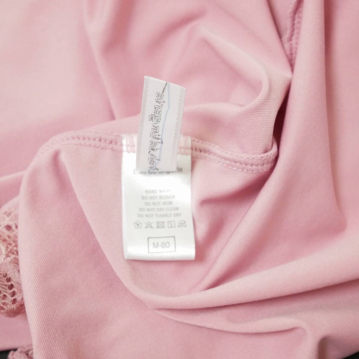 Yahoo!オークション - 5237 美品 ゴージャス花柄 スリップ M-80 ピンク...