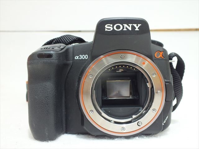Yahoo!オークション - SONY ソニー α300 DSLR-A300 デジタル一眼レフ...