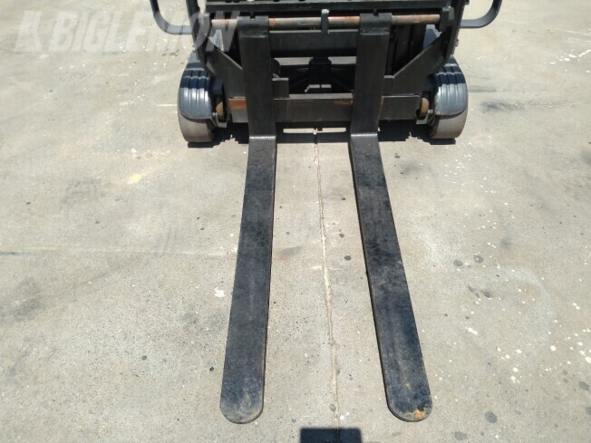 Yahoo!オークション - フォークリフト TCM FR15-7 2006年 6 384h 1.5ト...