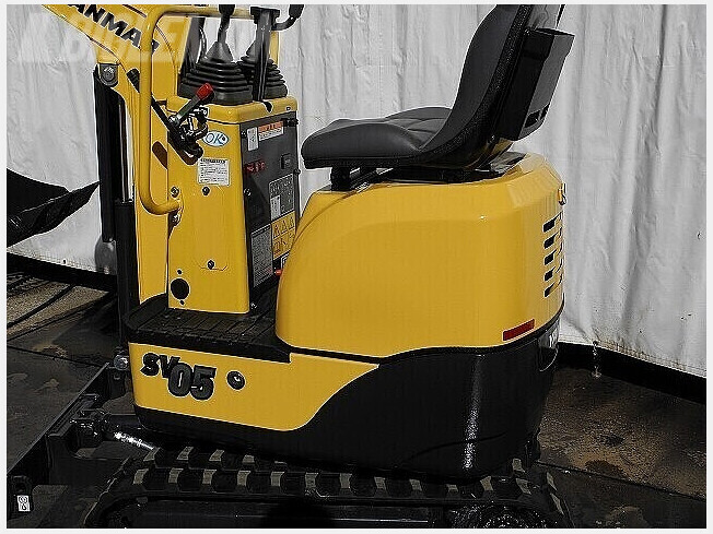 Yahoo!オークション - ミニ油圧ショベル(ミニユンボ) ヤンマー SV05-D ...