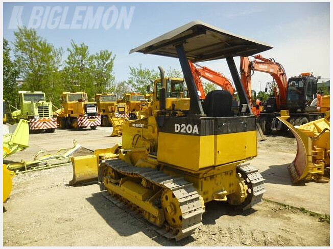 Yahoo!オークション - ブルドーザー コマツ D20A-7 1992年 5 396h 在庫...