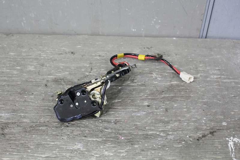 Yahoo!オークション - セルシオ C 後期 (UCF21) 純正 左後 ドアロック...