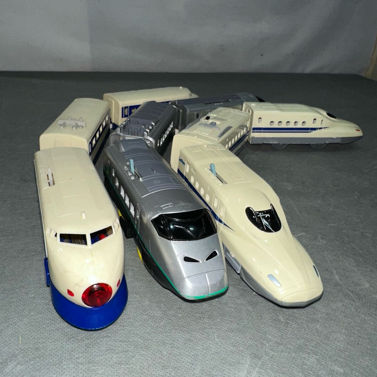 Yahoo!オークション - プラレール 新幹線 ライト付き0系 N700系 E3系 ...