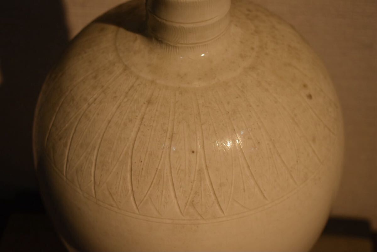 【樂淘letao】日本代購代標第一品牌－【GE】Y2【コレクター所蔵品】時代 白磁鳥首瓶/中国古玩 中国美術 白瓷 花瓶 花入 骨董品 時代品 美術品 古美術品