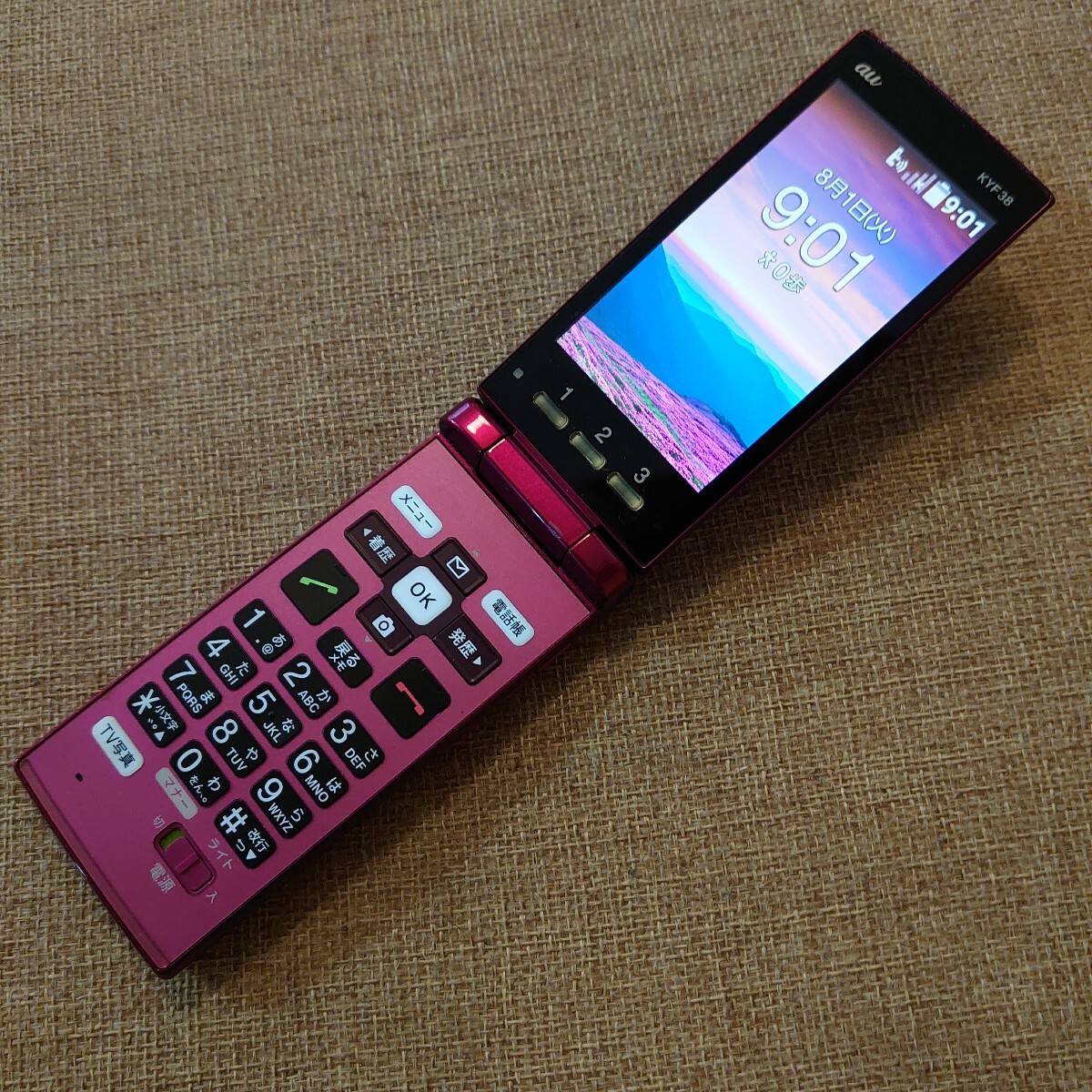 Yahoo!オークション - 美品 KYF38 au