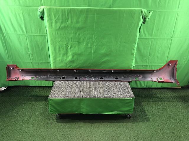 Yahoo!オークション - アクア 6AA-MXPK11 右サイドステップ 3U5 赤 エ...