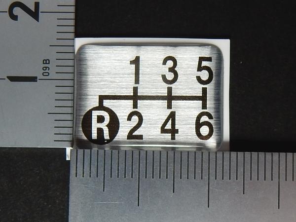 Yahoo!オークション - Tuningfan シフトパターン エンブレム 左下R 6速...