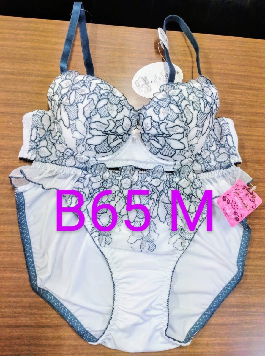 Yahoo!オークション - ブラジャーショーツセット ホワイト B65 M