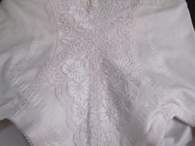 Yahoo!オークション - Aa23 大きいサイズ 76 シャルレ 美補正 高級感 ...