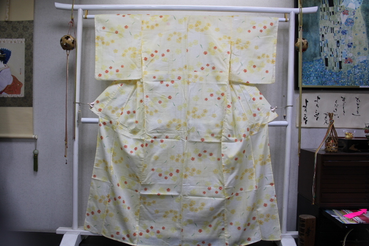 Yahoo!オークション - きもの今昔8782 夏のきもの 紅梅織風ゆかた ...