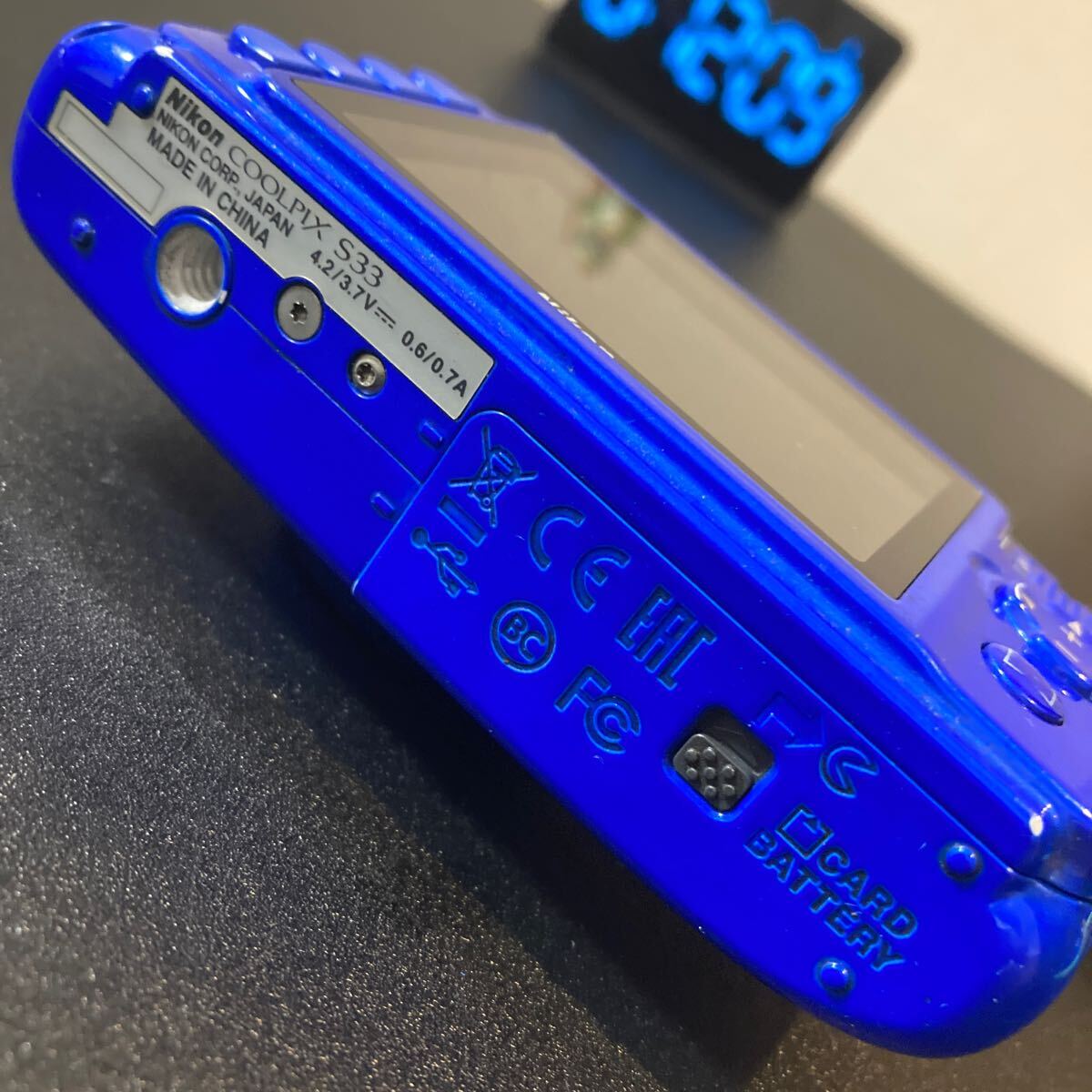 Yahoo!オークション - Nikon COOLPIX デジカメ S33 管理24