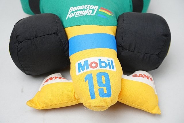 Yahoo!オークション - F1 クッション / ぬいぐるみ Benetton ベネトン ...