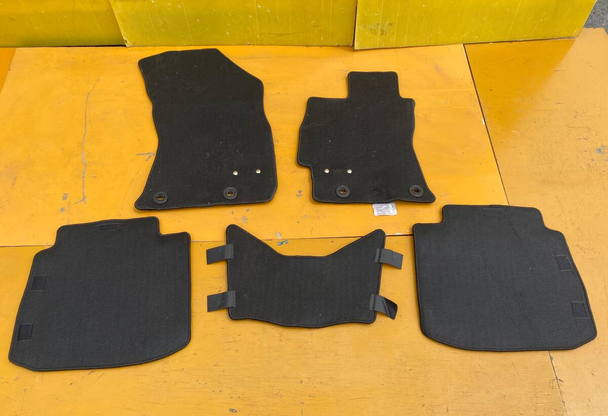 Yahoo!オークション - ZT-4493] 純正スバル アウトバック BS9 フロアマ...