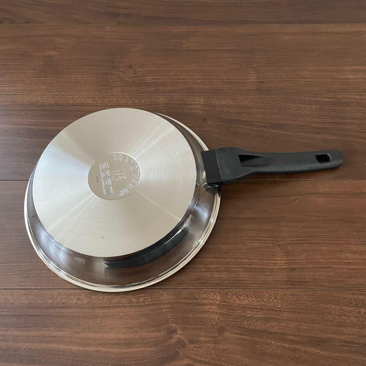 Yahoo!オークション - 未使用 WMF ProfiSelect フライパン 直径26cm ...