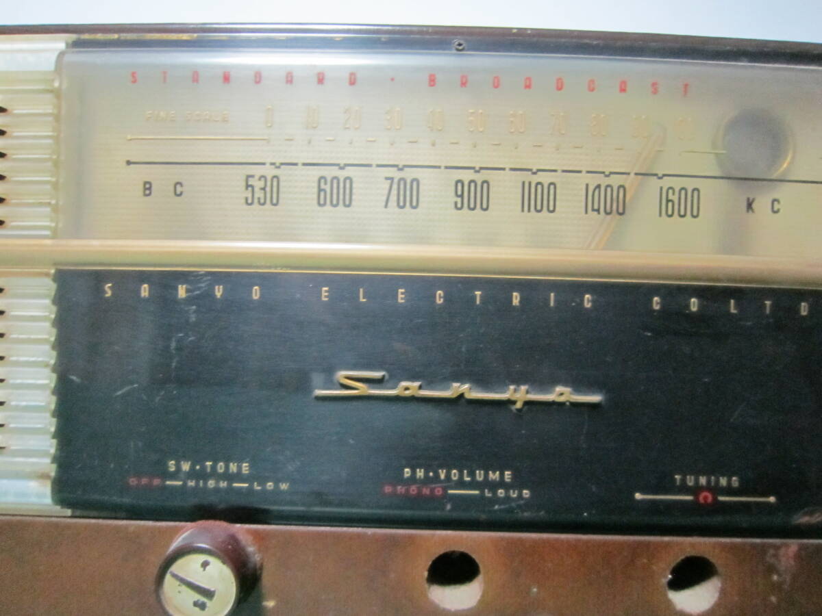 Yahoo!オークション - SANYO SS-175 真空管ラジオ 昭和レトロ アンティ...
