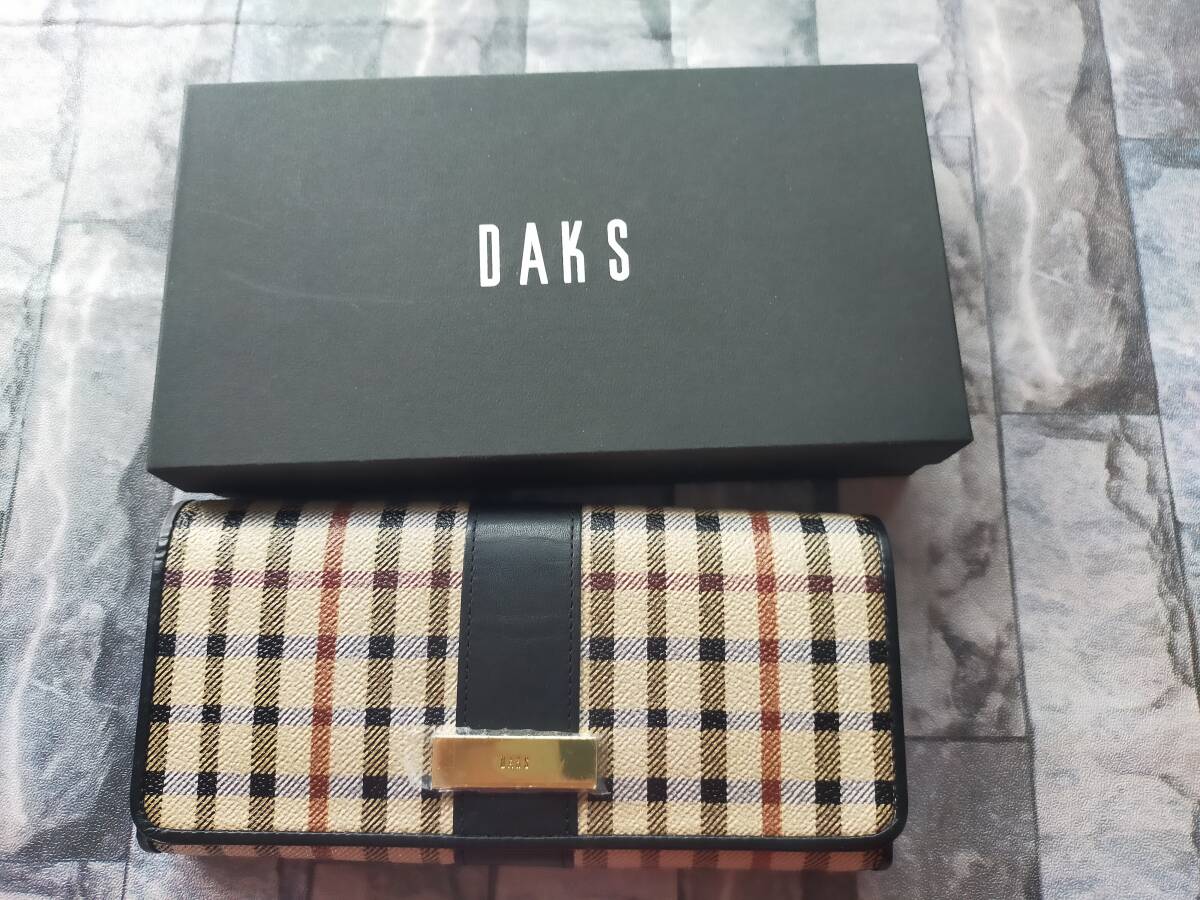 Yahoo!オークション - DAKS財布