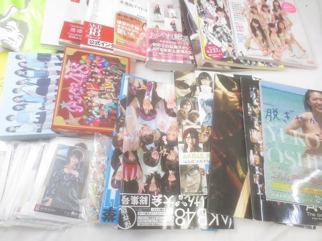 Yahoo!オークション - アイドル AKB48 生写真 約300枚 写真集 DVD AKB...