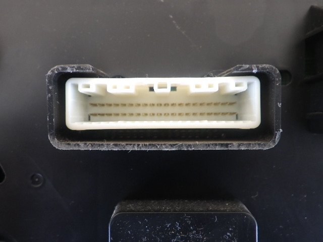 Yahoo!オークション - r4108-50 いすゞ エルフ スピードメーター 表示...