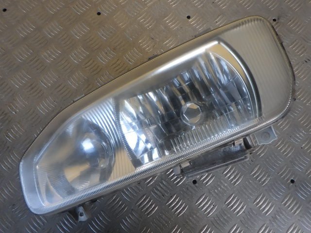 Yahoo!オークション - r6103-37 日産 UD トラックス クオン 純正 ディ...