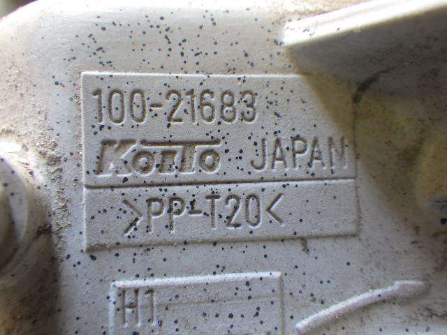 Yahoo!オークション - r3111-52 いすゞ ギガ 純正 ディスチャージヘッ...