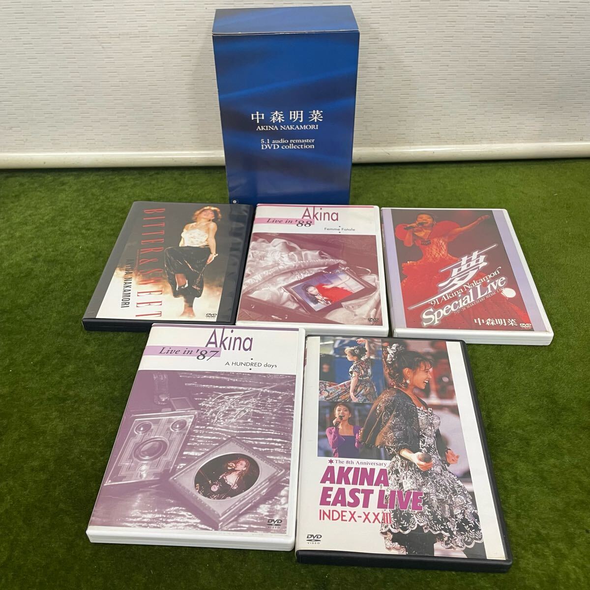 Yahoo!オークション - 音楽/邦楽 CD/DVD 中森明菜 CD 23点 DVD7点 ま...