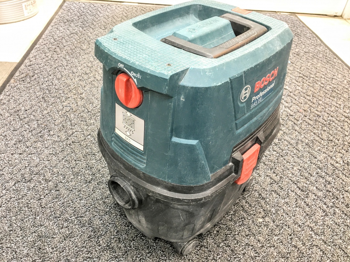 Yahoo!オークション - 中古品 BOSCH ボッシュ 乾湿両用 集じん機 GAS10