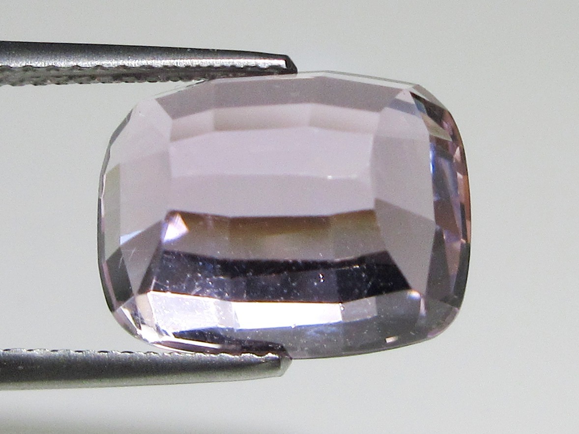 Yahoo!オークション - ルース クンツァイト 10.84ct 13.5 10.4 シロク...