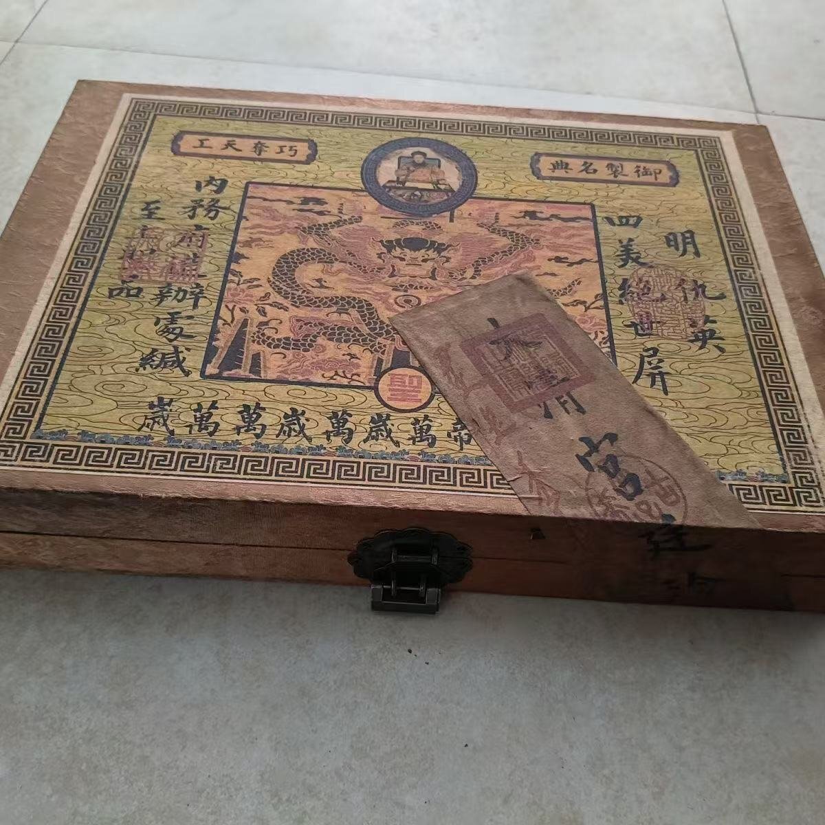 Yahoo!オークション - J36 旧家収蔵 古玩 【書画仇英密封四条屏箱子画...