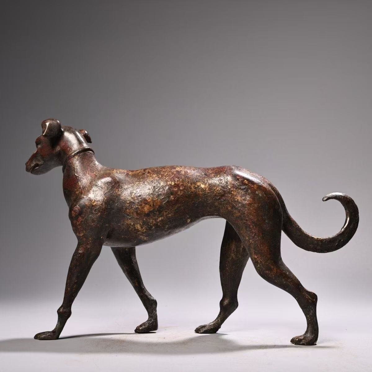 Yahoo!オークション - F3525 旧家収蔵 【高浮彫り銅製金獣犬】置物 EGB