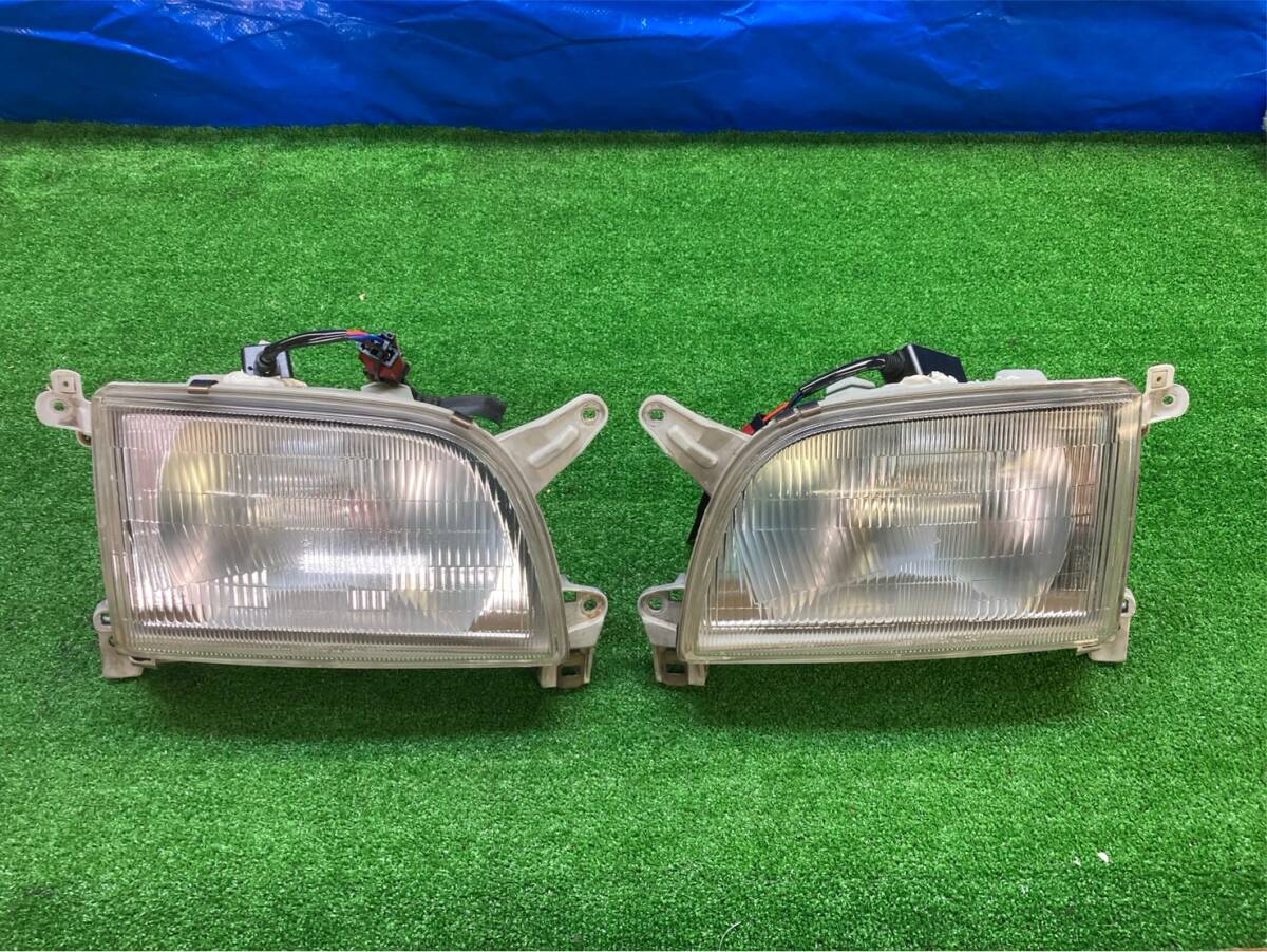 Yahoo!オークション - H100系 ハイエース スーパーGL バン 左右ライト ...