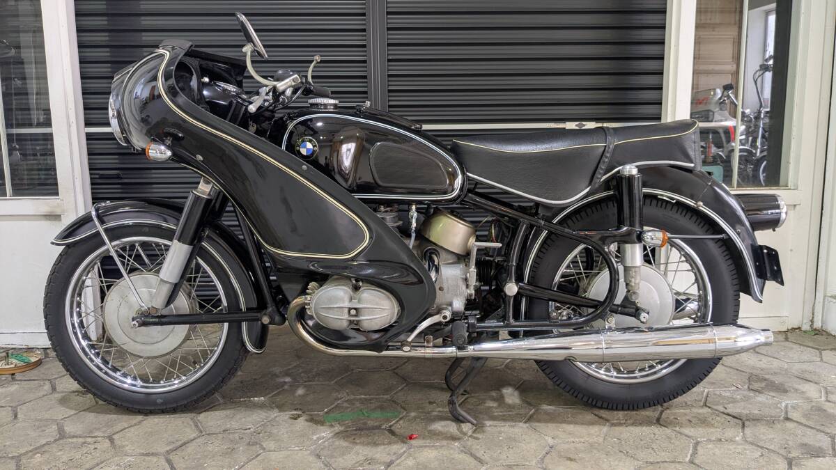 Yahoo!オークション - 【AVONアッパーカウル付き 】BMW R69S 現状販売 ...