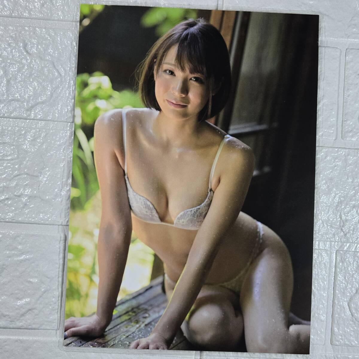 Yahoo!オークション - 鈴村あいり B5 雑誌 写真集 切り抜き2P【150...