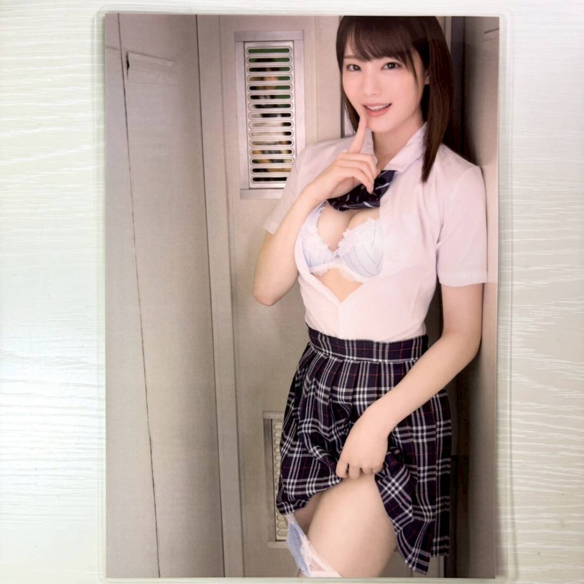 Yahoo!オークション - 鈴村あいり B5 雑誌 写真集 切り抜き2P【150...