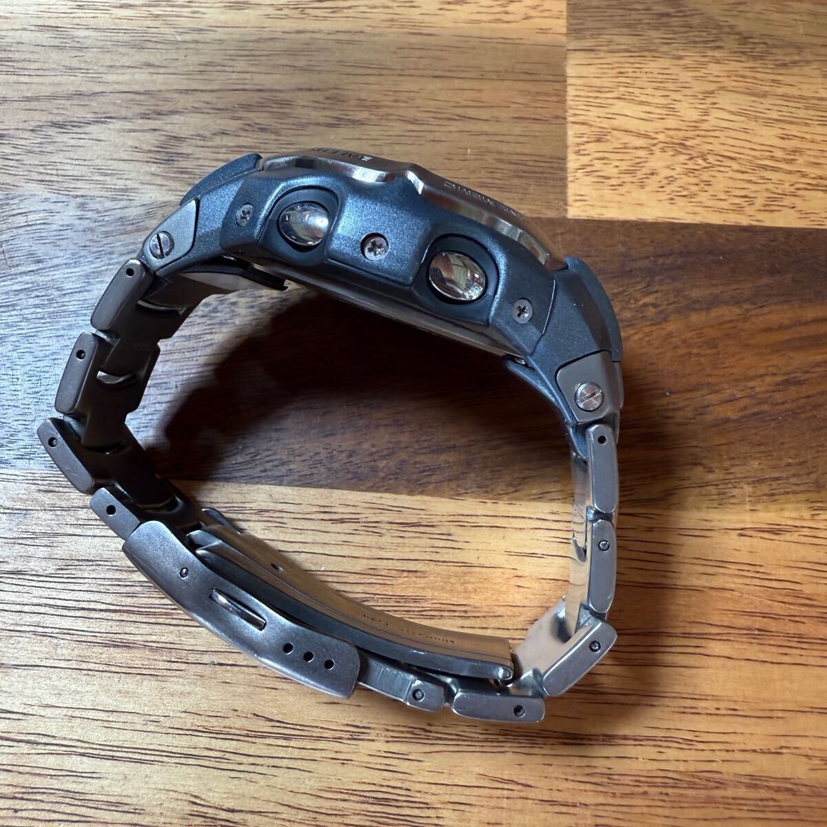 Yahoo!オークション - CASIO G-SHOCK GW-700TDJ 電波ソーラー チタンモ...