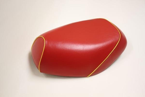 Yahoo!オークション - ビーノ(SA26/37) 赤/黄色P(被せ)国産シートカバ...