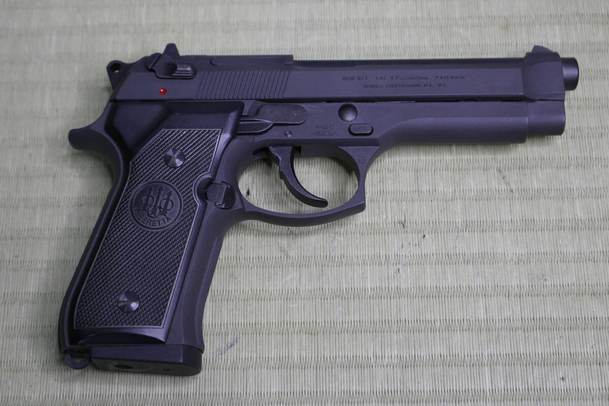Yahoo!オークション - 116 USED 動作品 MGC 固定ガスガン BERETTA M92...