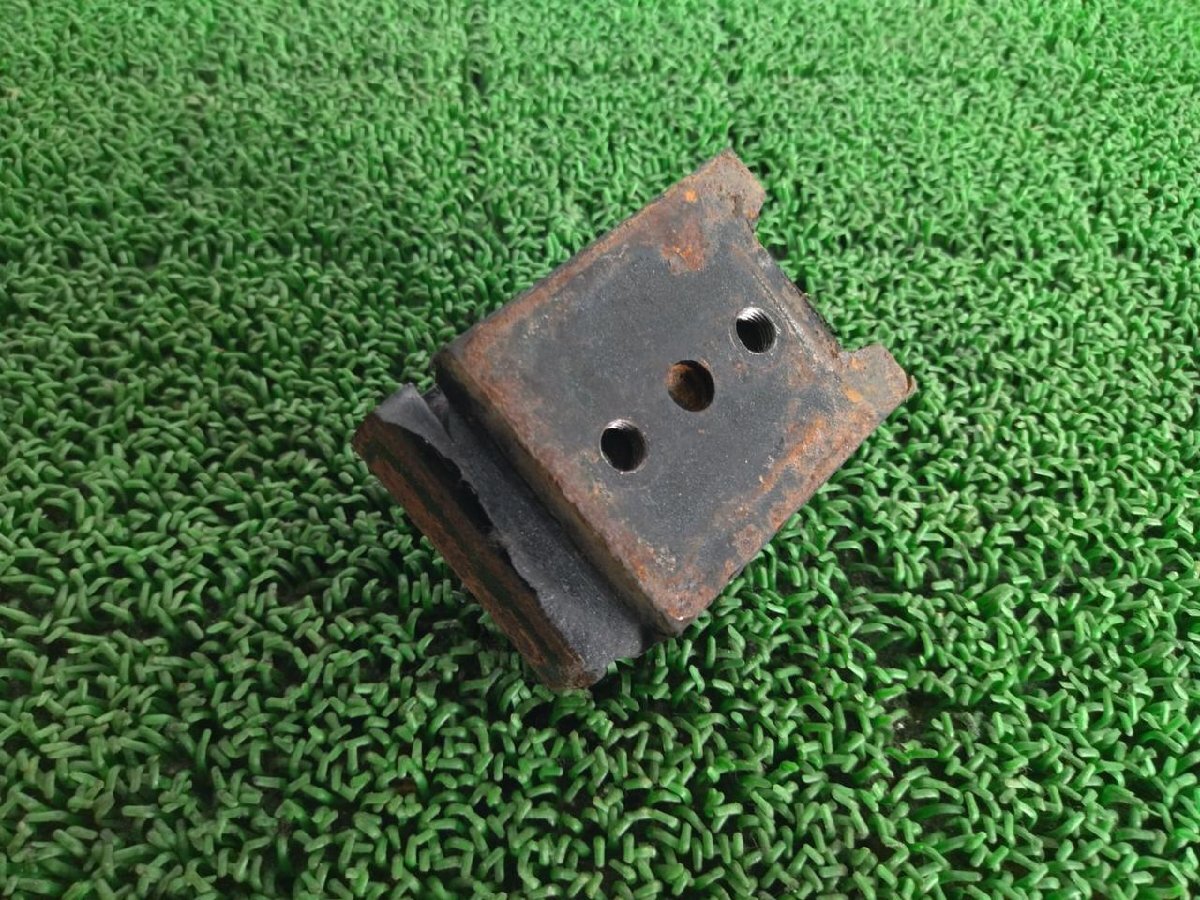 Yahoo!オークション - トヨタ 左エンジンマウント クラウン A-MS90 197...