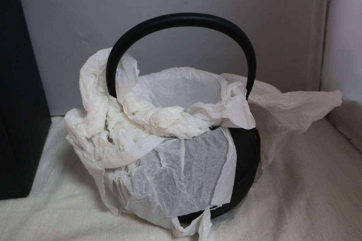 Yahoo!オークション - 75未使用/OIGEN南部鉄器 鉄瓶/H-154/千草1.15L/...