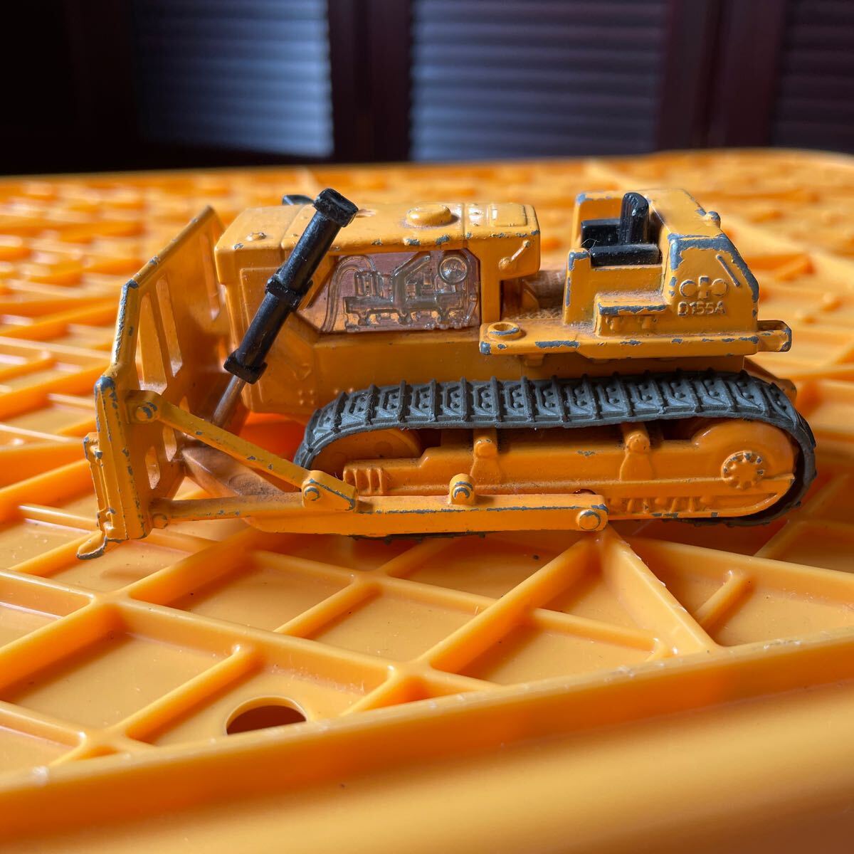 Yahoo!オークション - トミカ コマツ D155A TOMICA No60 ダンディ レー...