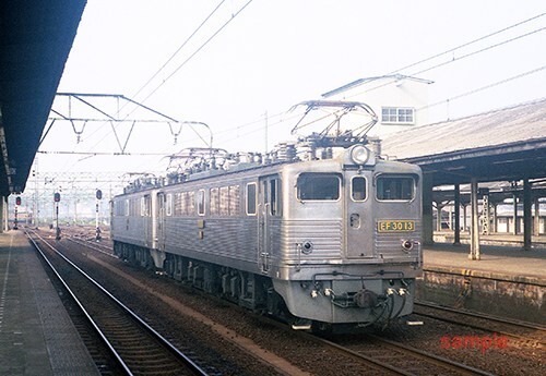 Yahoo!オークション - 【鉄道写真】EF30 13＋EF30 20 [0006471]
