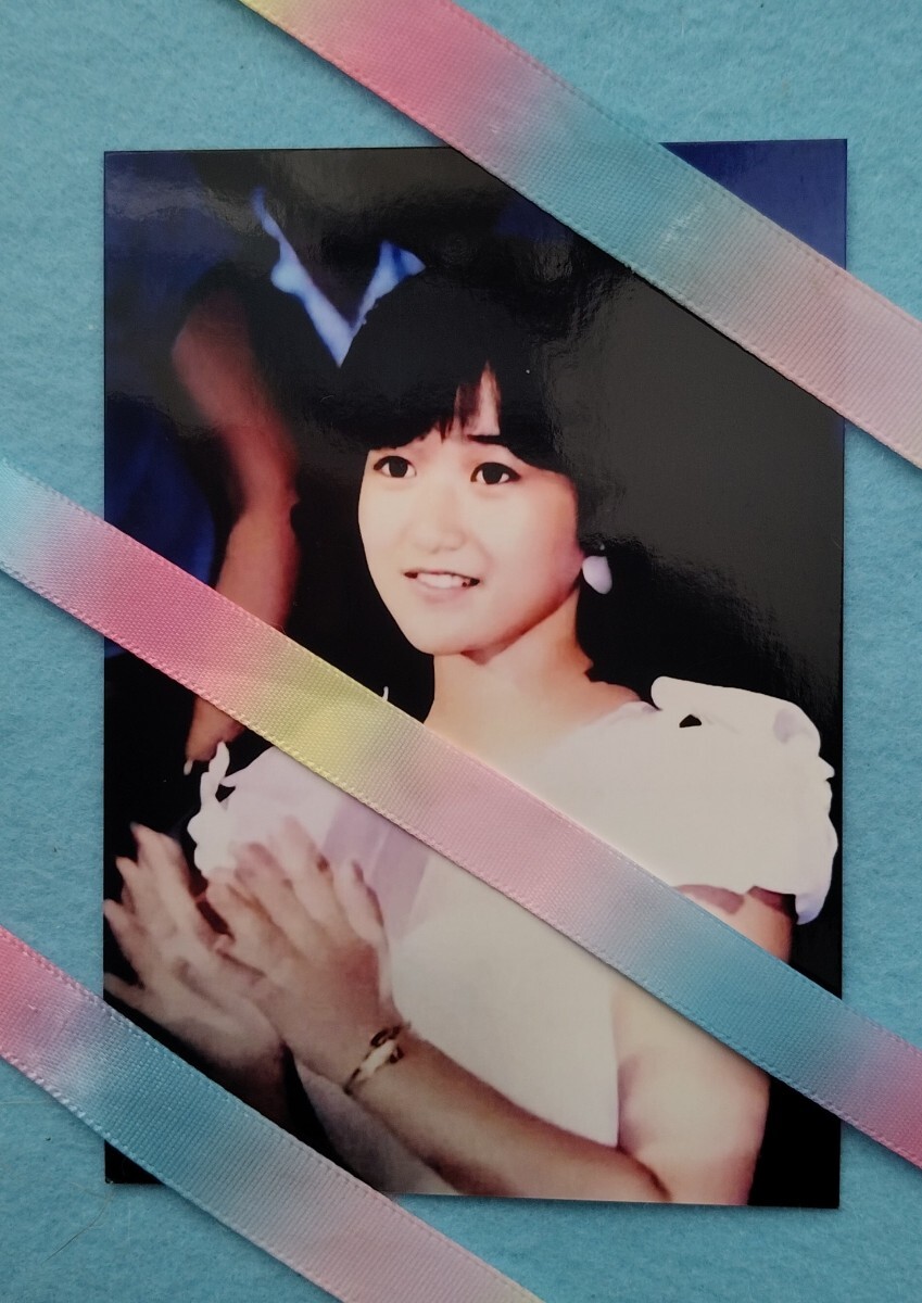 Yahoo!オークション - 岡田有希子．写真B58