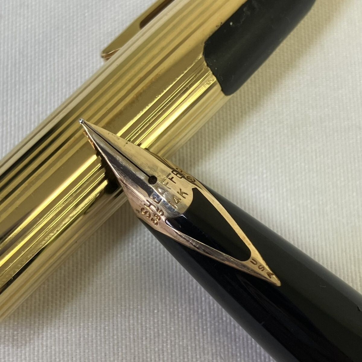 Yahoo!オークション - E023-HR1-90 SHEAFFER シェーファー 万年筆 14K ...