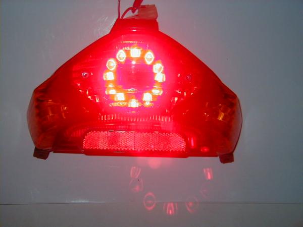 Yahoo!オークション - アドレスV125 テール LED 丸大 即決