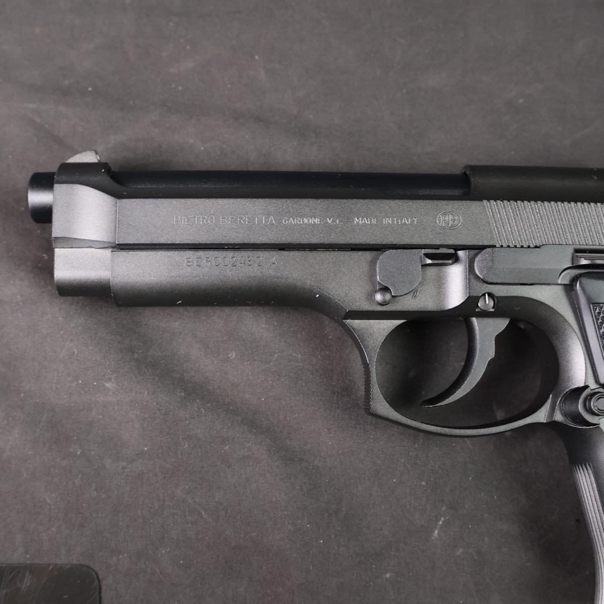 Yahoo!オークション - MGC M92F ガスガン #S-22463